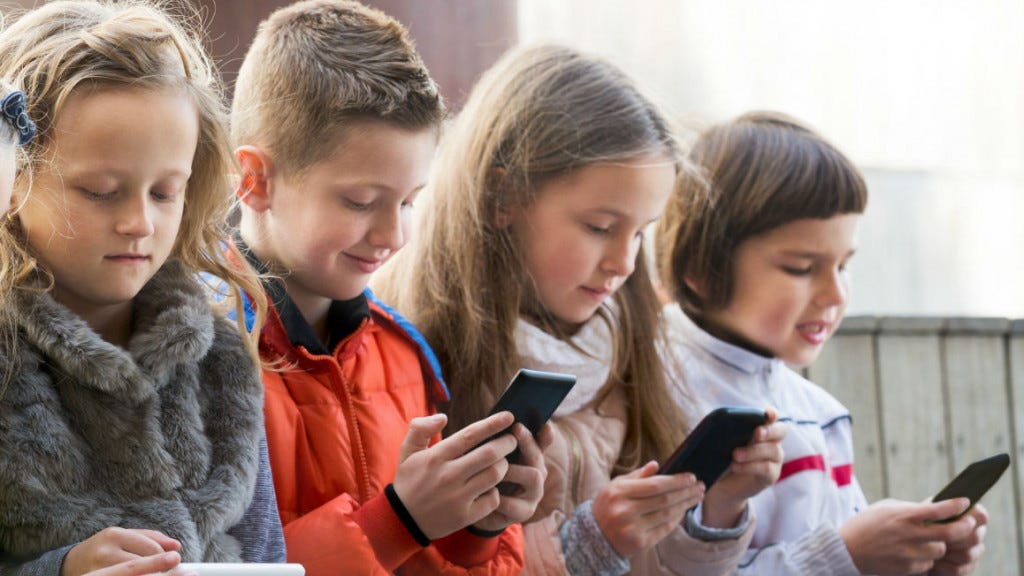 Post 1 Smartphones: How does it affect children? | by Andy Wong | Medium