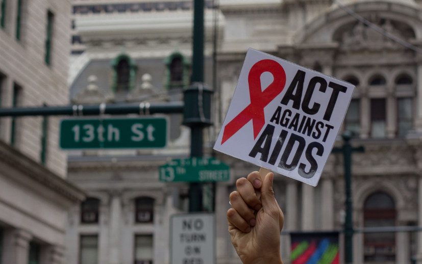“HIV-Resilient”: The Story of a Long-Term HIV Survivor | by LULAC | Medium
