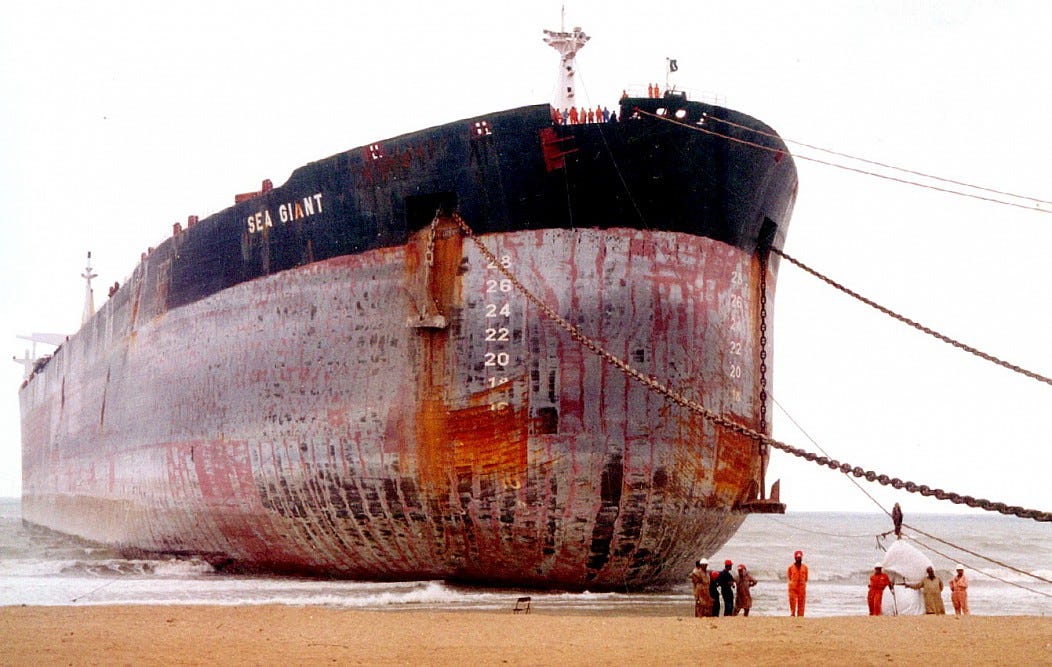 The Fantastic Supertanker Seawise Giant - The Largest Self-Propelled ...