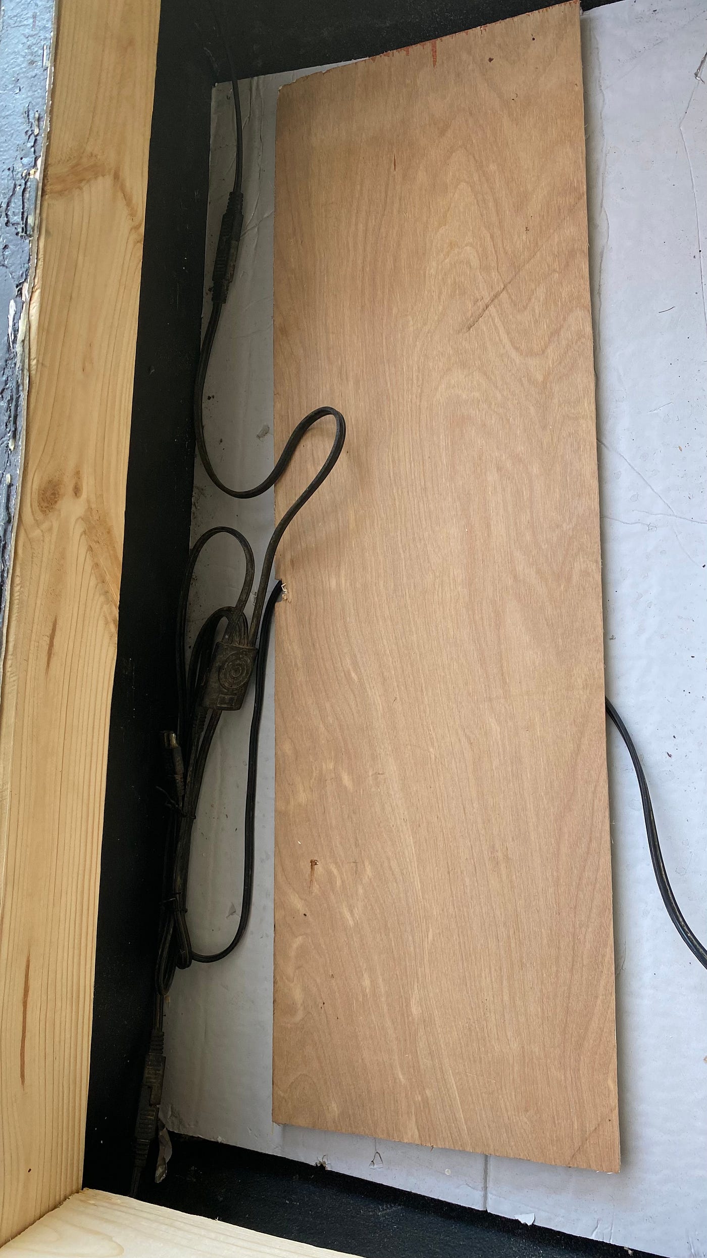 I made a Solar Powered Bass/Jon Boat for under a thousand bucks, heres ...