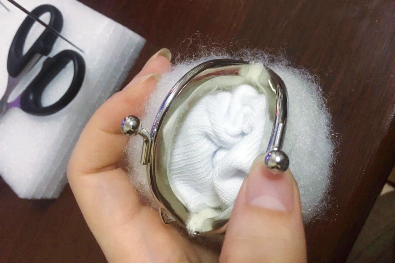 Kiss Clasp Coin Purse Felting DIY Kit Tutorial-Rabbit | by Diamond ...