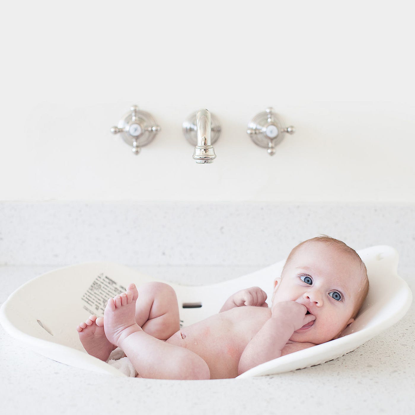 Product Review: Puj Flyte Compact Infant Bath | by Kate Slagh | Cake ...