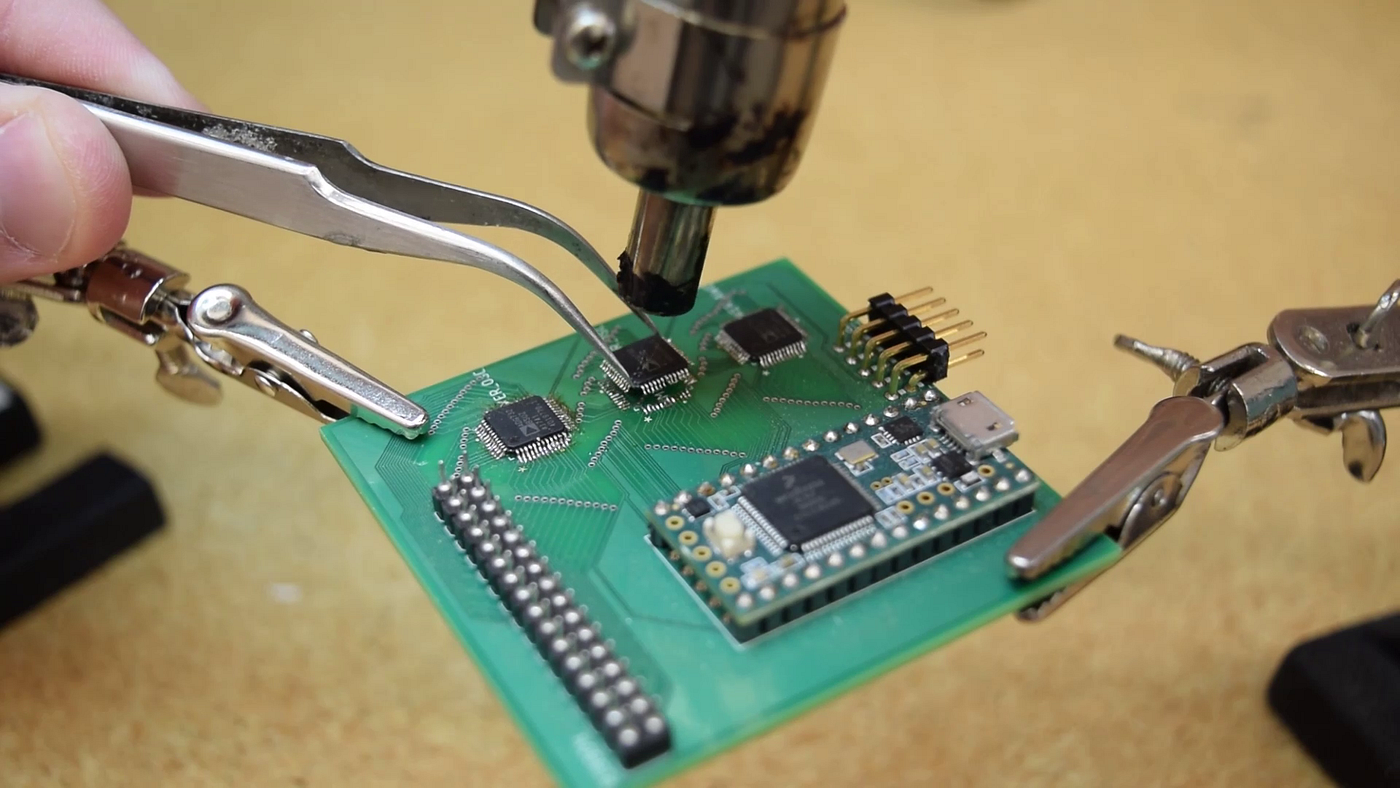 Pinpoint: In-circuit PCB debugging for all | by Evan Strasnick | ACM ...