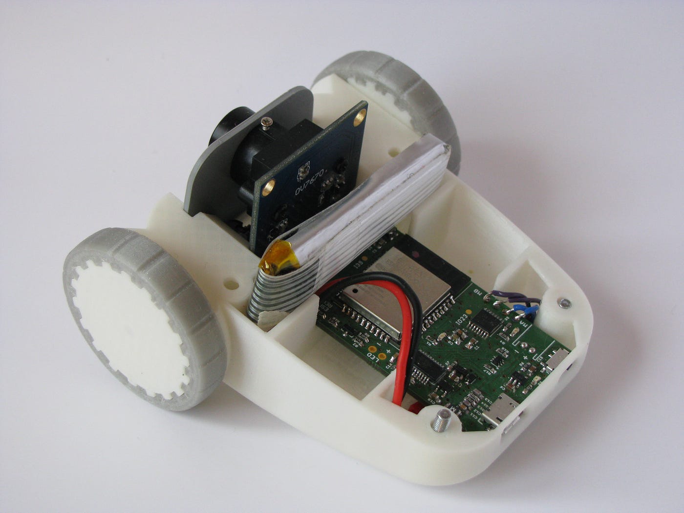 This Video-Streaming, ESP32-Based Robot Can Be Controlled Remotely via Web Browser | by Cabe ...