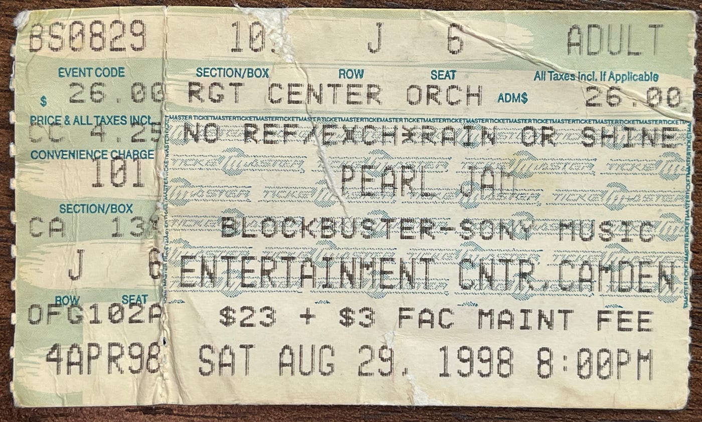 Pearl Jam — Blockbuster-Sony Music Entertainment Center — Camden, NJ ...