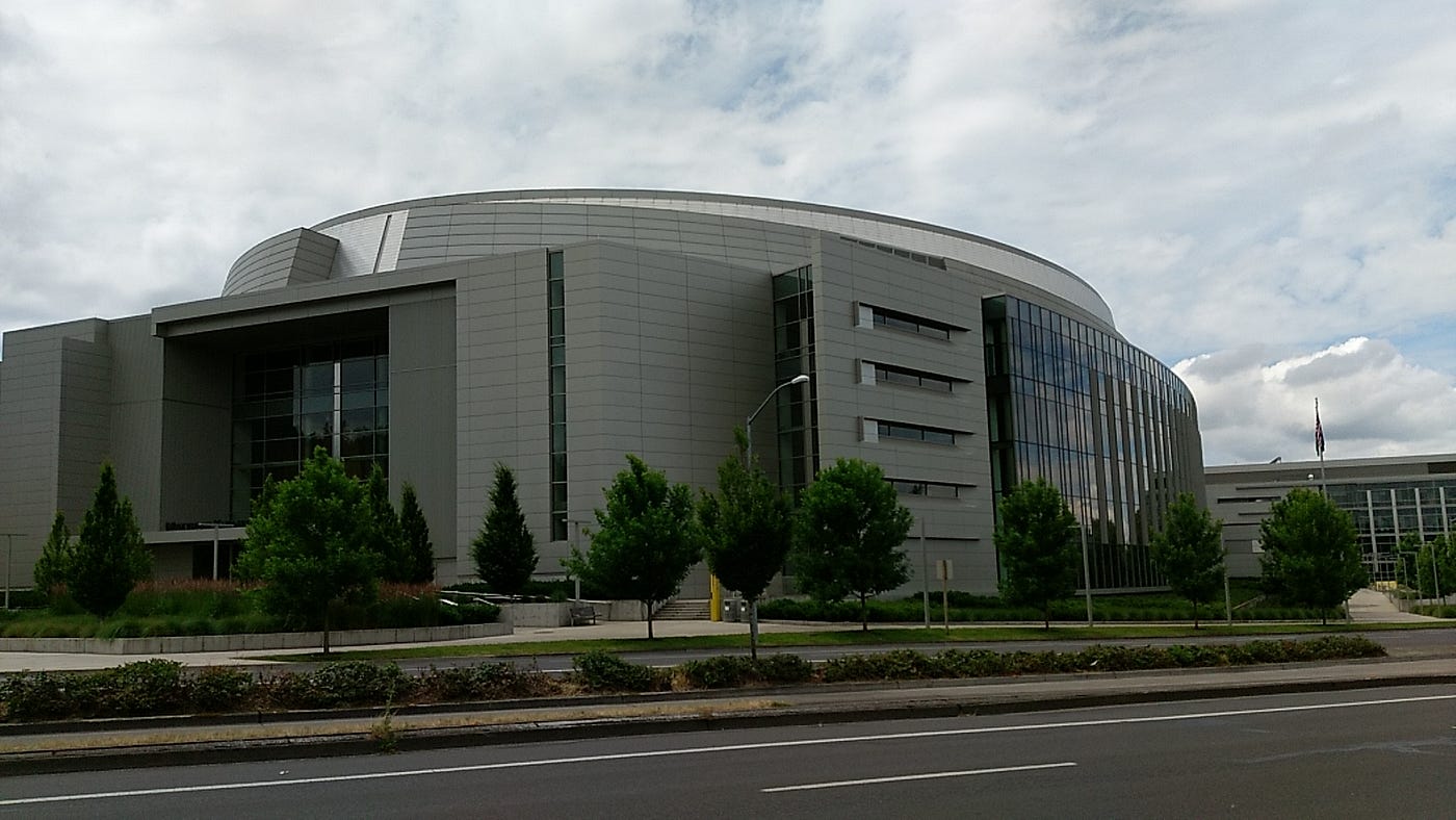 Nike 全球總部 "Campus" 巡禮. Nike World Headquarters (WHQ) “Campus”… | by ...