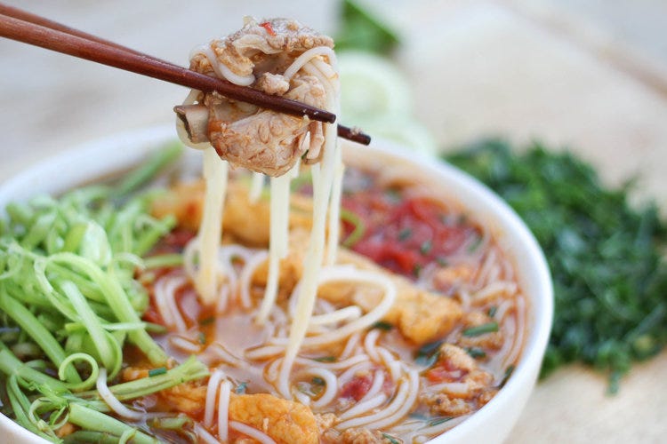 Migliori Cibi di Strada da Non Perdere alla Città di Ho Chi Minh | by ...