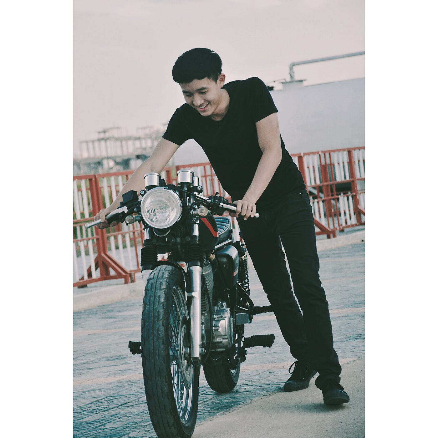 Caferacer “Honda Cb400ss”. ENGINE | by Pheng Sok | Medium