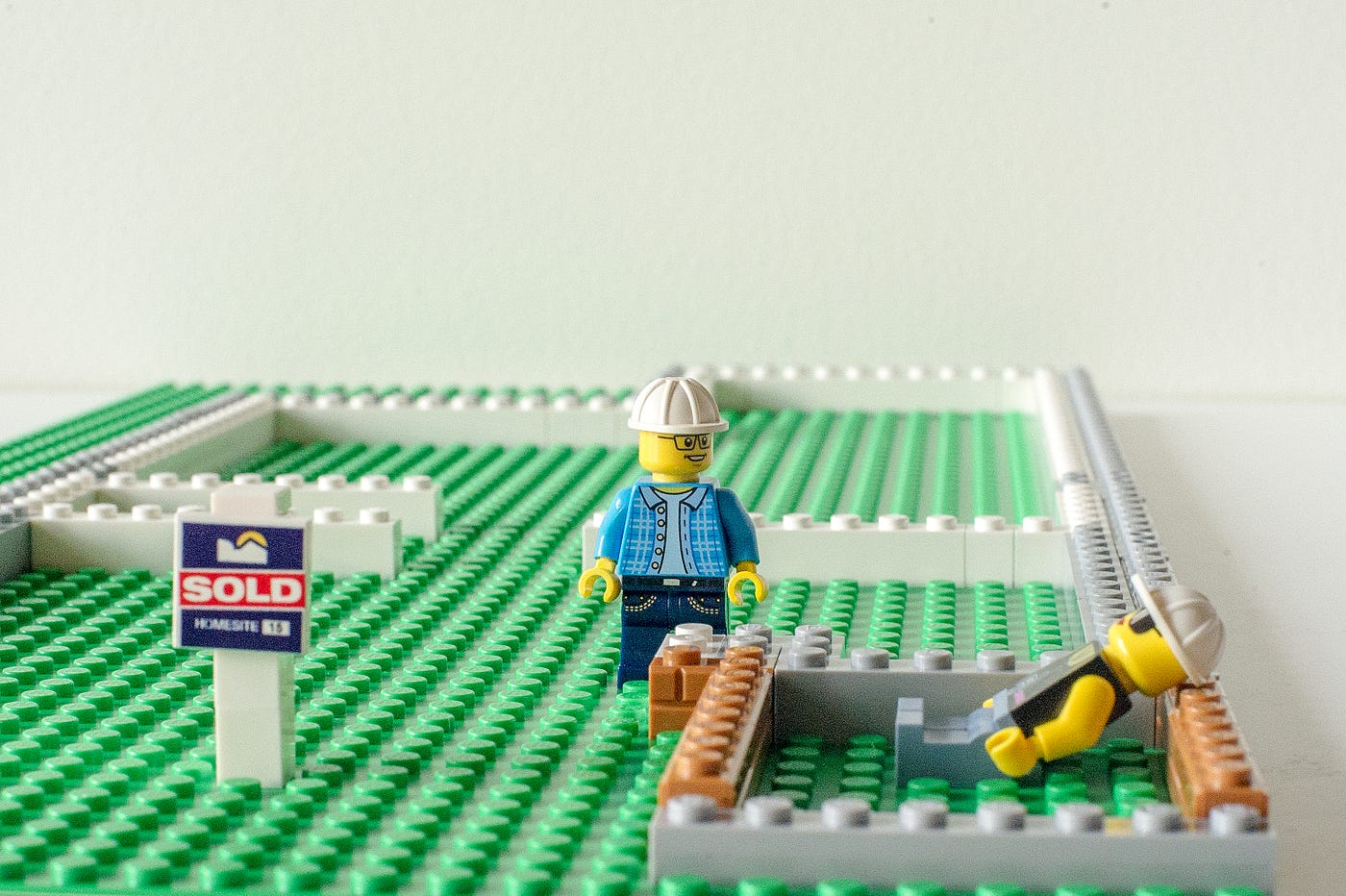 LEGO House Progress 1 (Photo log) | by Andy Hsu | BricknMortar | Medium