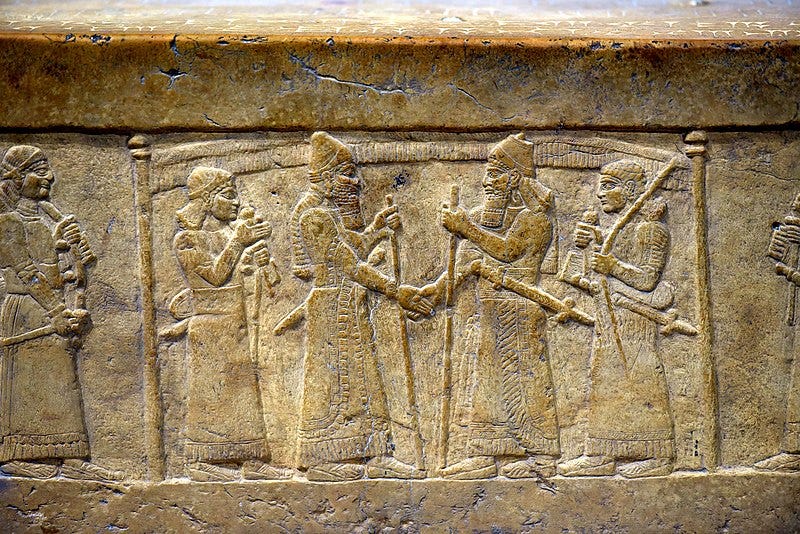 A Quick History of the Handshake | BeetleBox