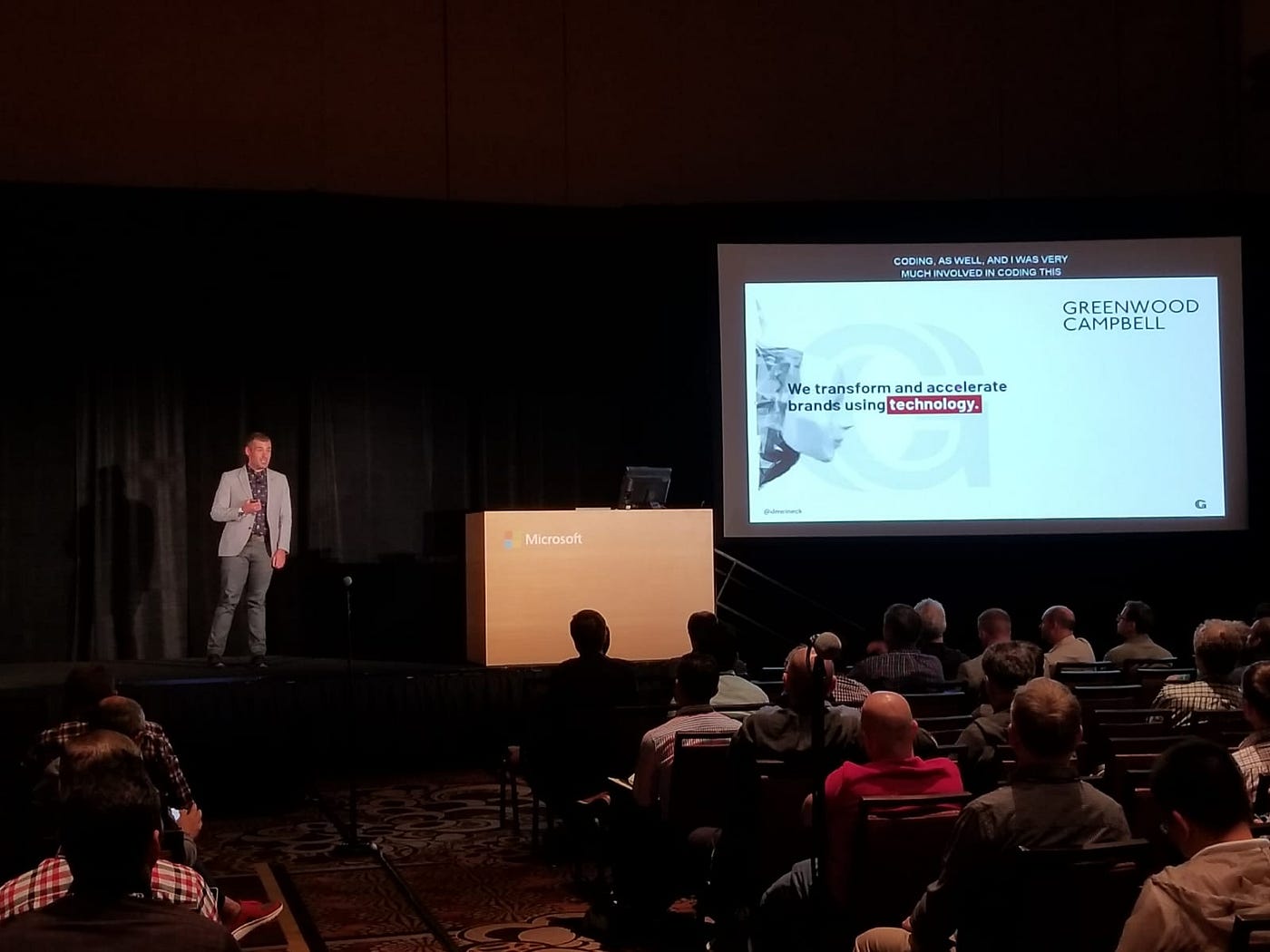 Making Others Look Cool — A Trip to Vegas | by Dan Meineck | Medium