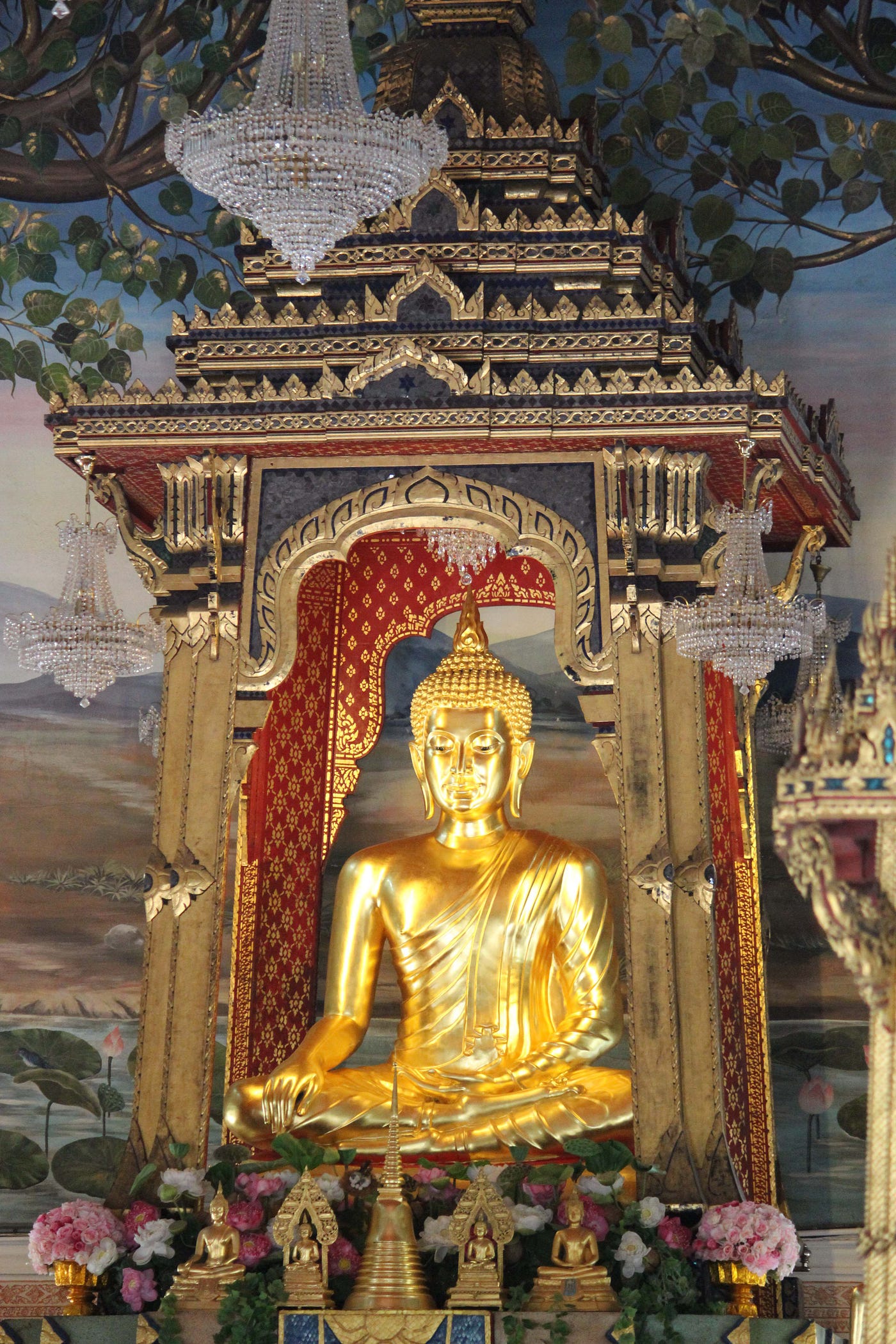 Explore Bangkok: Wat Sri Bunruang to Wat Pasee, 08–May–2016 (PHOTOS ...