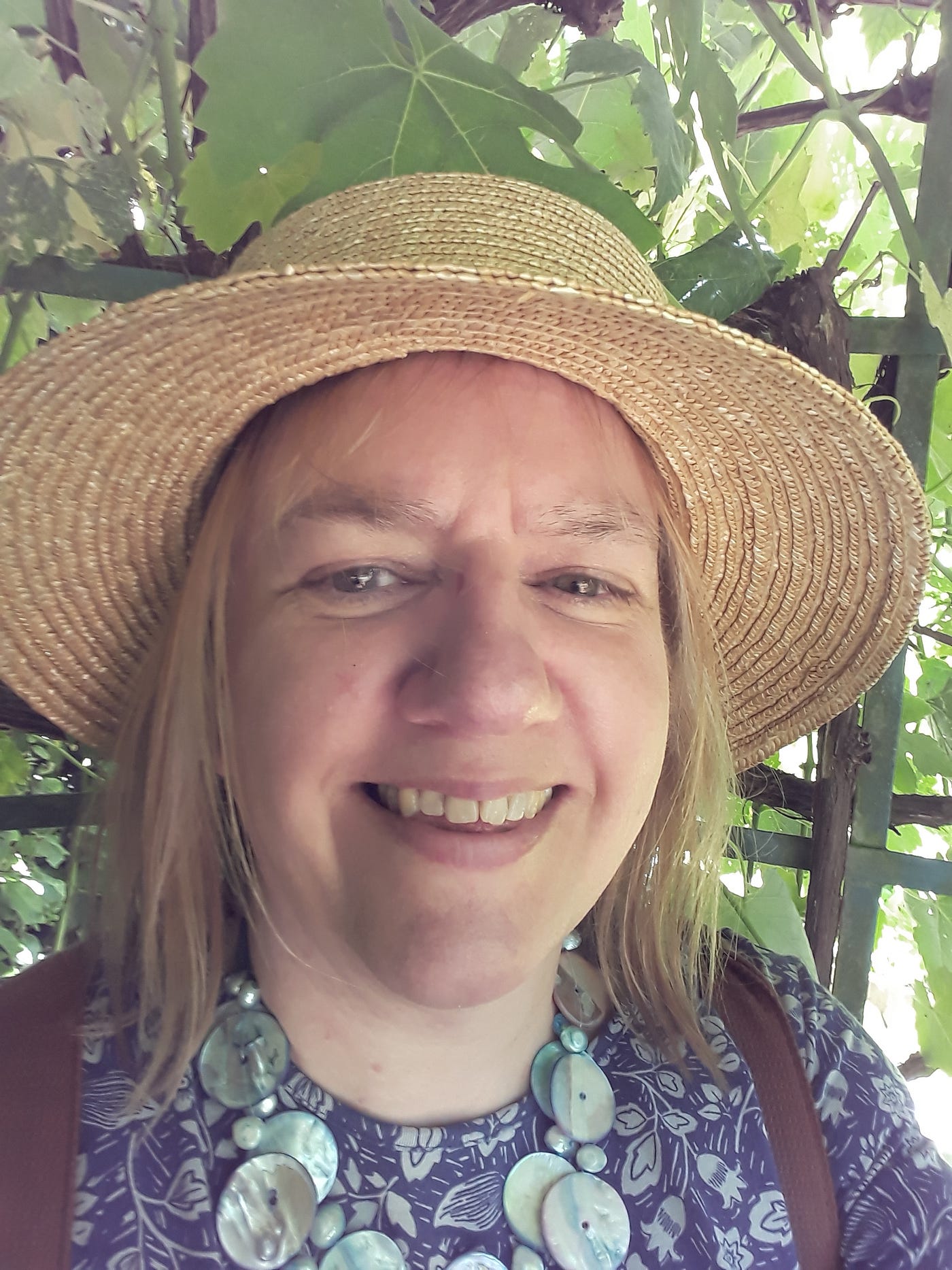 Rachel Thorn – Medium