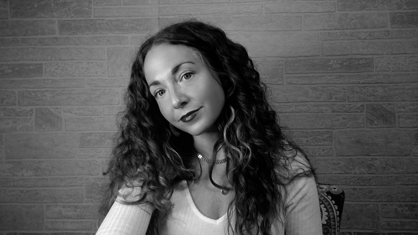 Alicia Cook – Medium