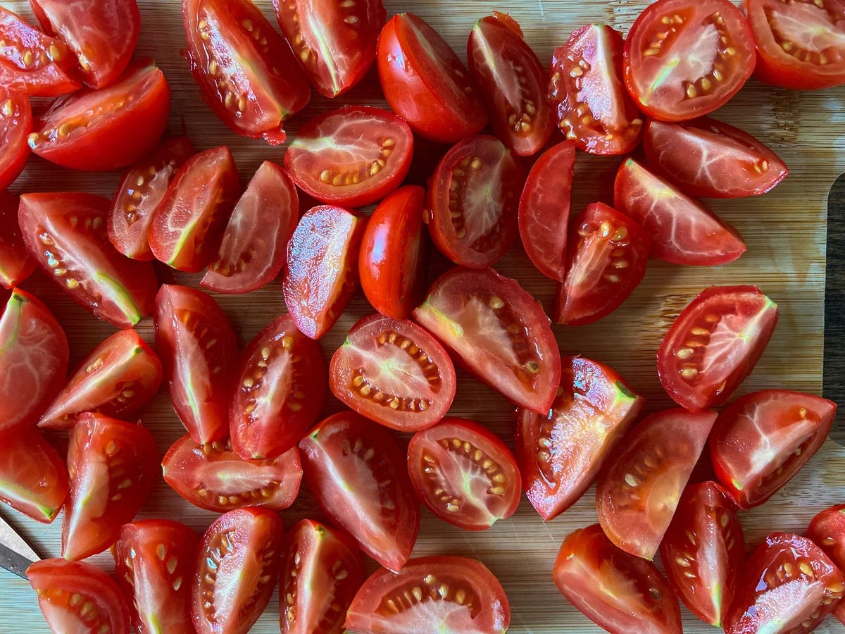 I buy a lot of tomatoes on purpose: I show you how to make dried ...