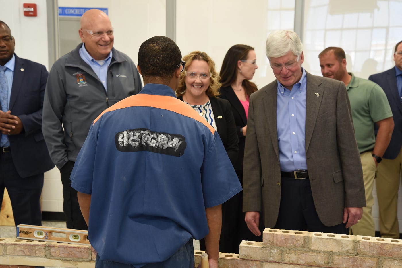 Gov. Rick Snyder tours new Vocational Village at Parnall Correctional ...