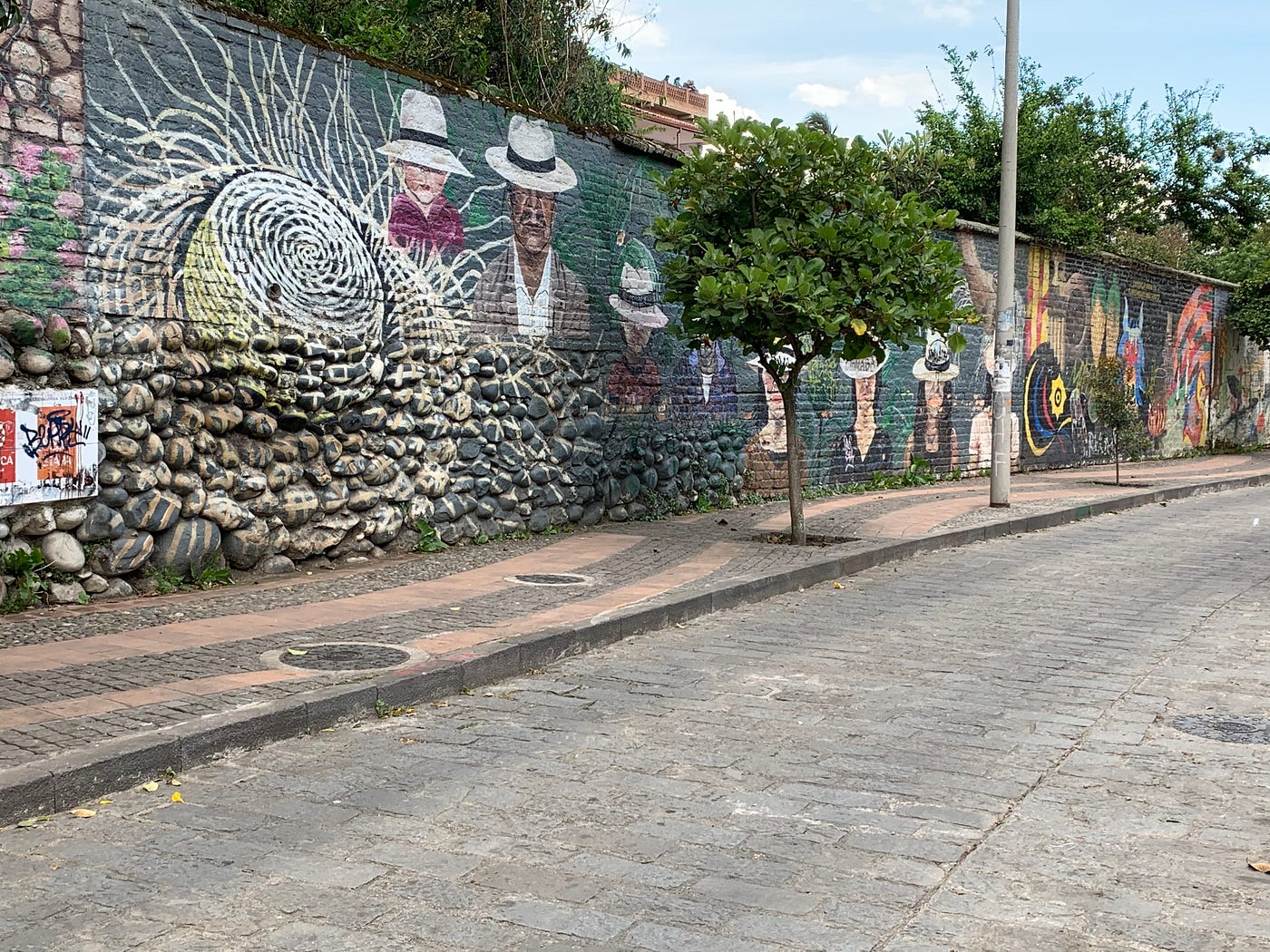 Visiting Cuenca Ecuador. Tucked away in the Andes lies a… | by Jocelyn ...