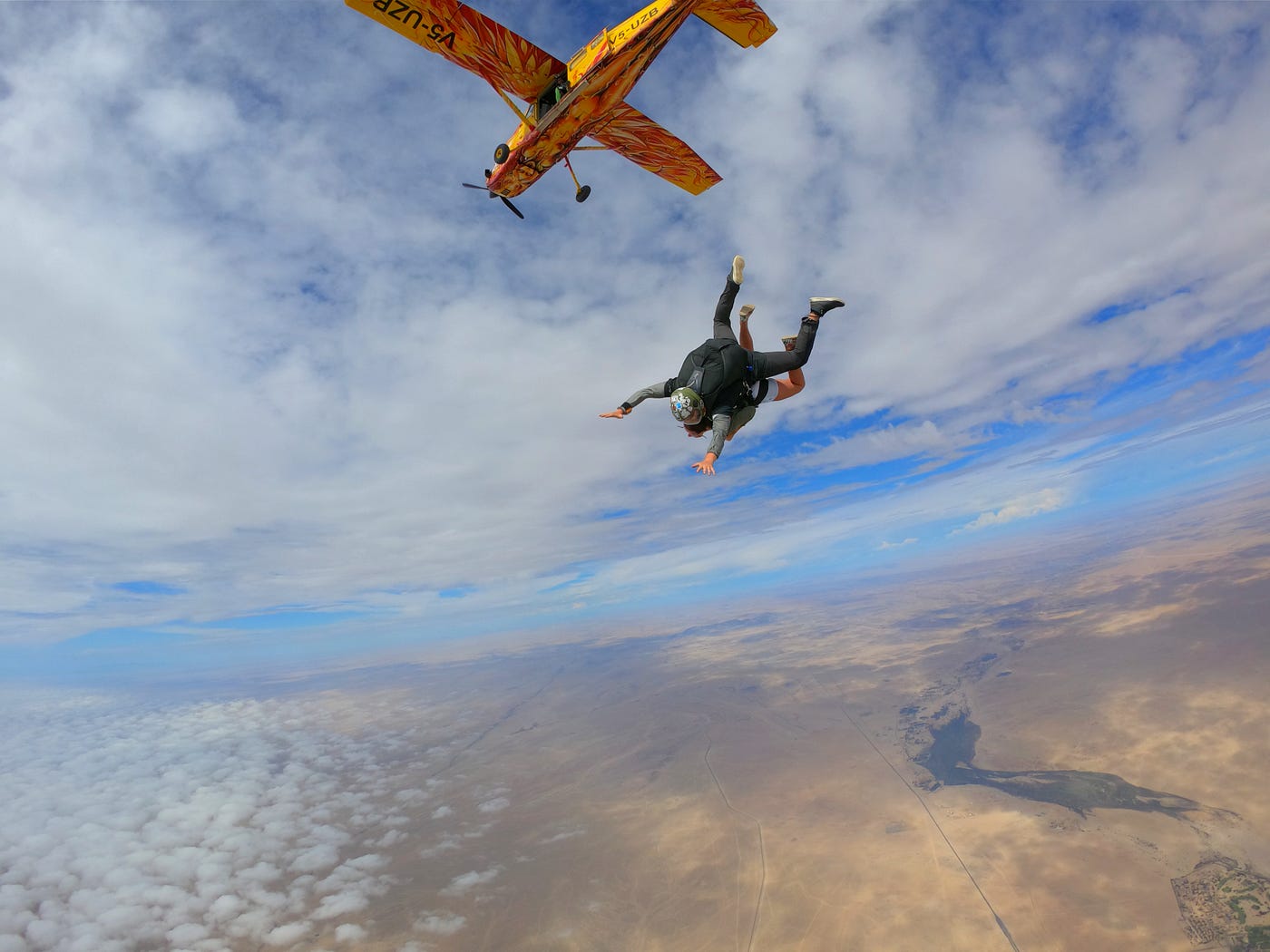 How to Prepare Yourself for a Skydiving Jump | by Anne Bonfert | World ...