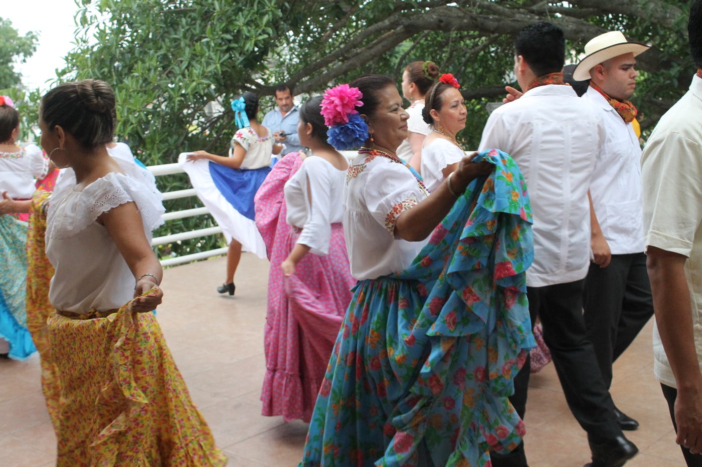 EL HUAPANGO DE AYER Y HOY. EL Huapango Tradicional: | by Dnz Hdz | Medium