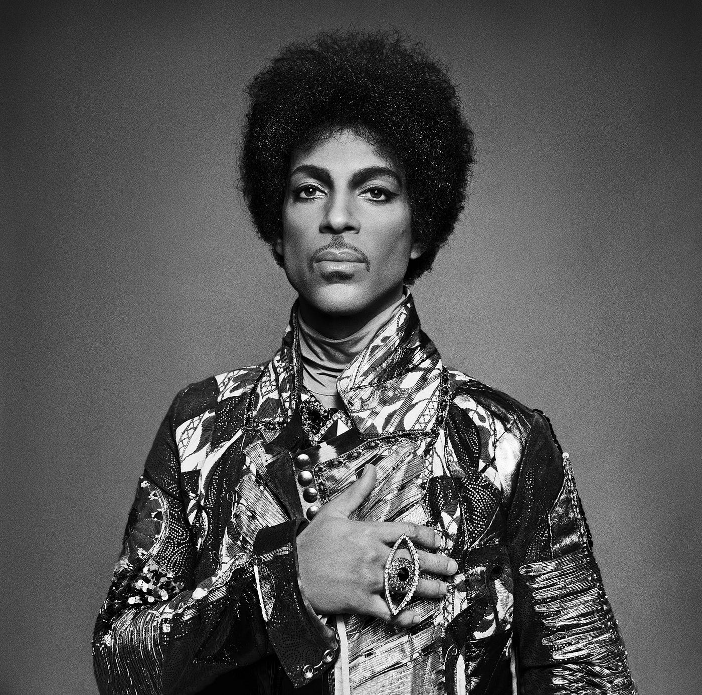 Prince: Una introducción. Un artículo de Frankie Pizá | by Frankie Pizá ...