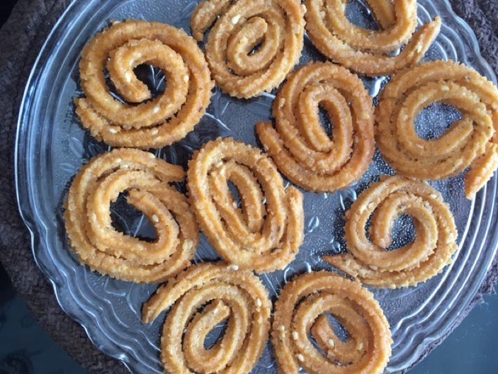 Chakralu. Rice flour savoury snacks | by Lakshmi Vysetti @Tarnaka ...