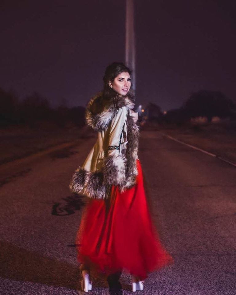 “Never compare yourself to others”: Actress Isla Cervelli on the 5 ...