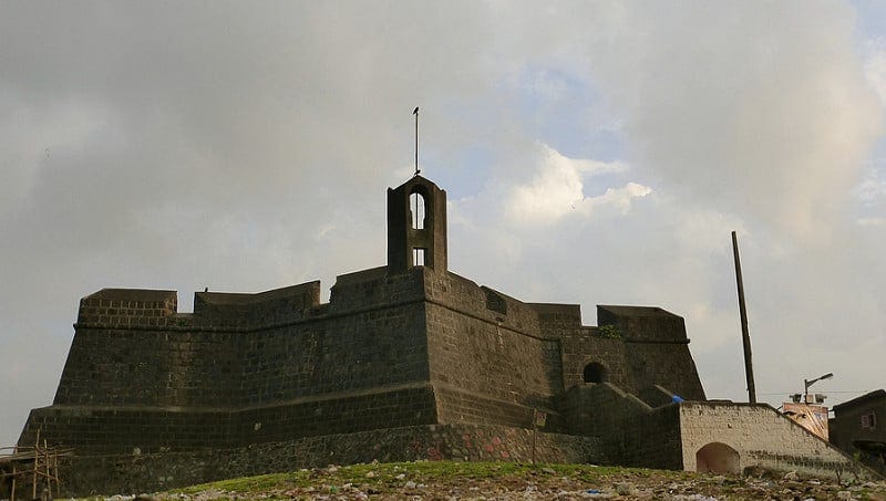 11 Must-Visit Forts in Mumbai. Mumbai is the city that never sleeps ...