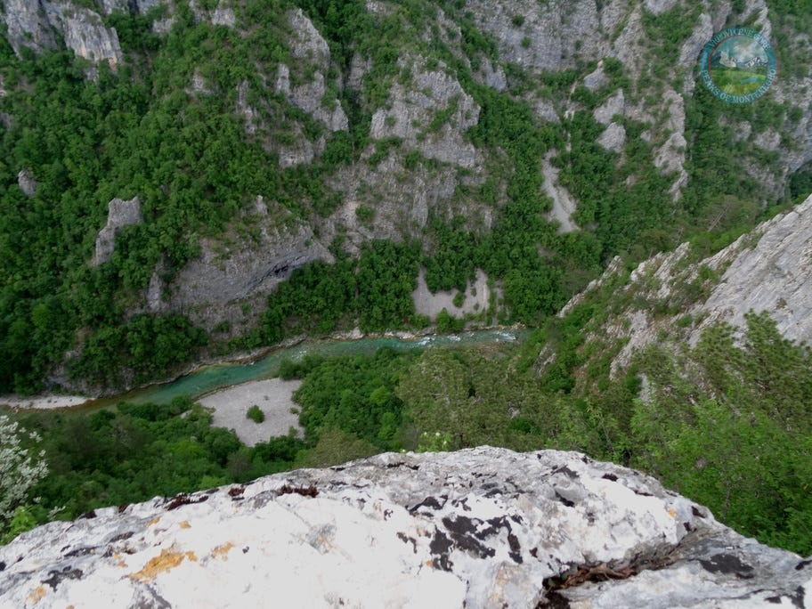 Mali Vojnik 1.773mnm - Vojnik. Početak staze: 1.109 mnm , katun Živa ...