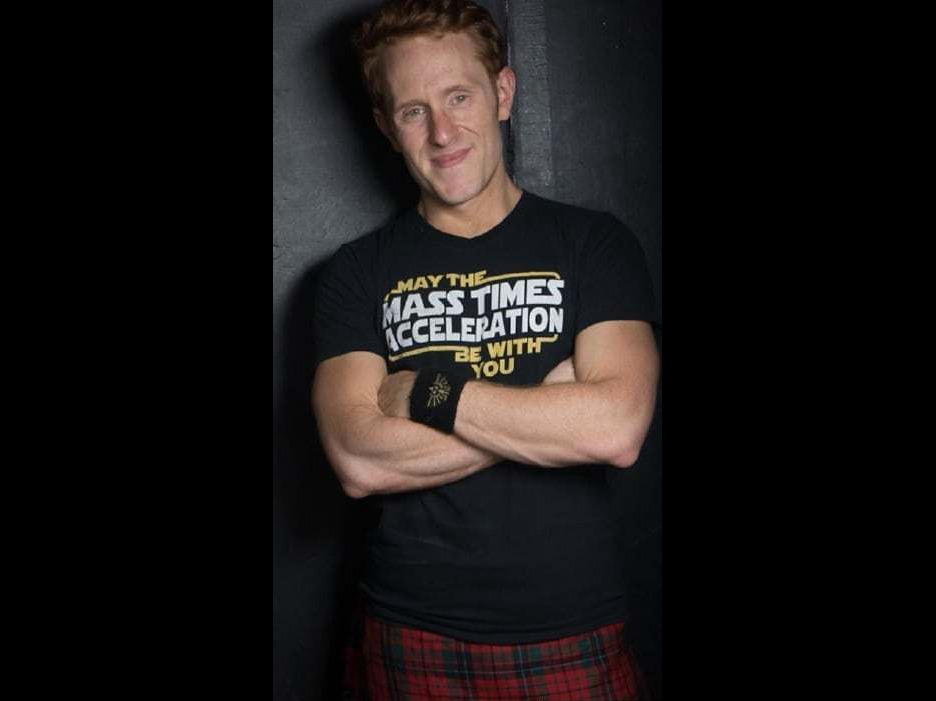How Nerds Become Buff Nerds. This coach helps couch potatoes clean ...