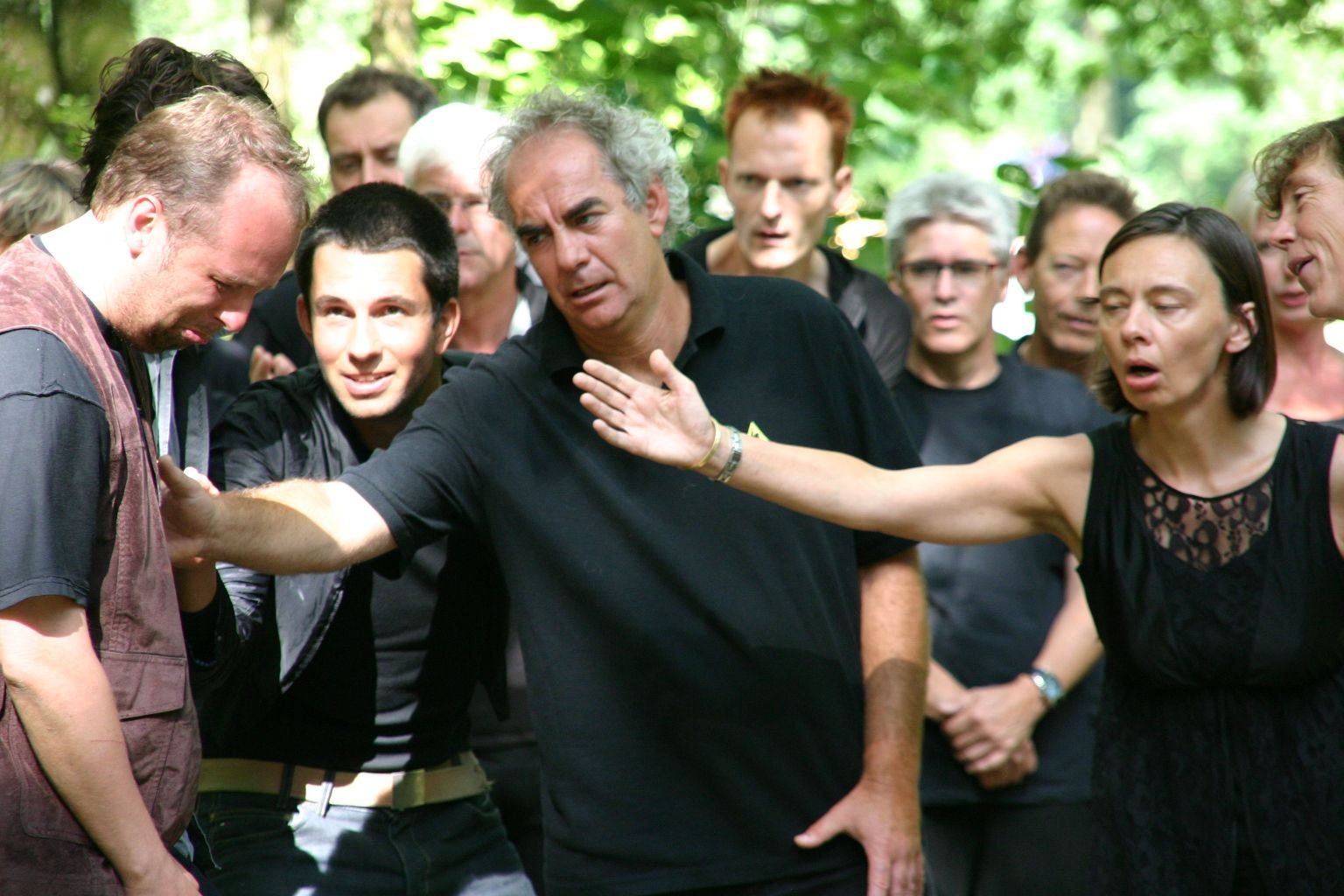 Swarm Leadership I. How to Organize without Leaders? | by Floris Koot ...