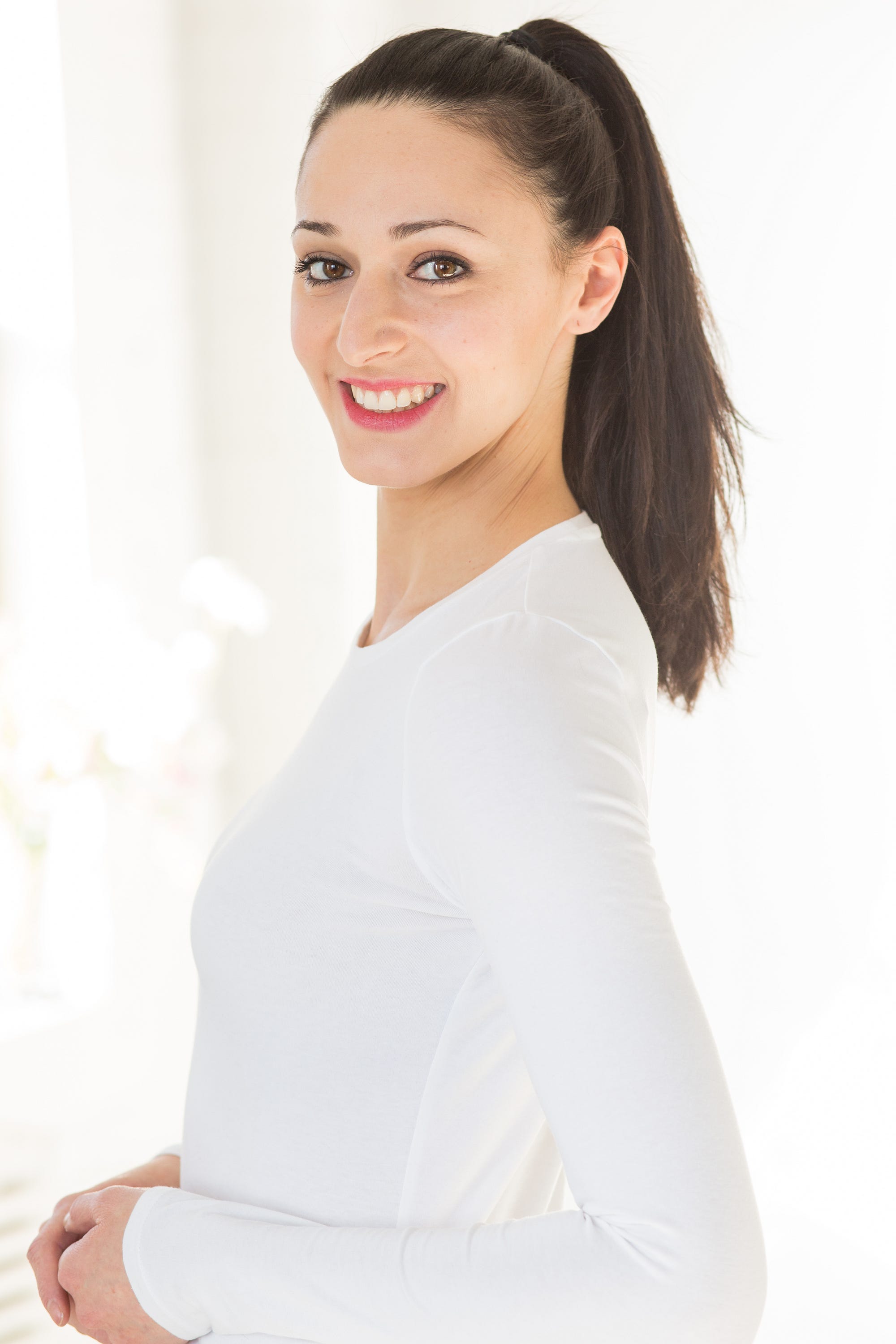 Rising Star Esther Levy of the Dirty Laundry Theatre: “Why theater is ...