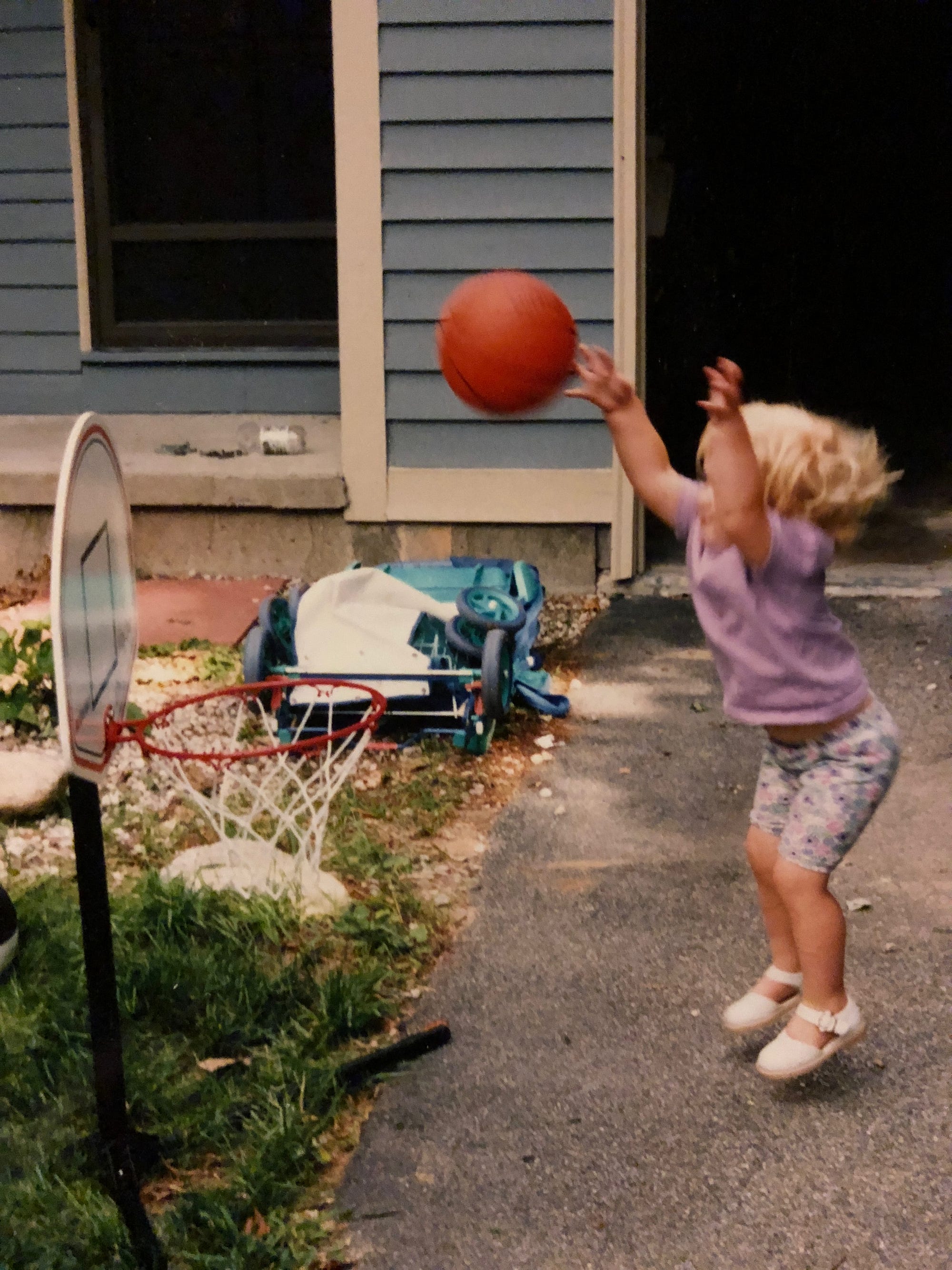 Rachel Collins – Medium