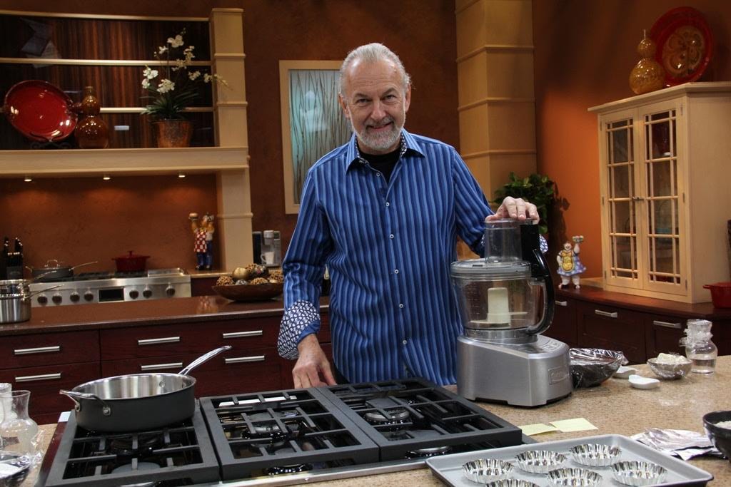 Behind the scenes of a cooking show - Creators and Creatives