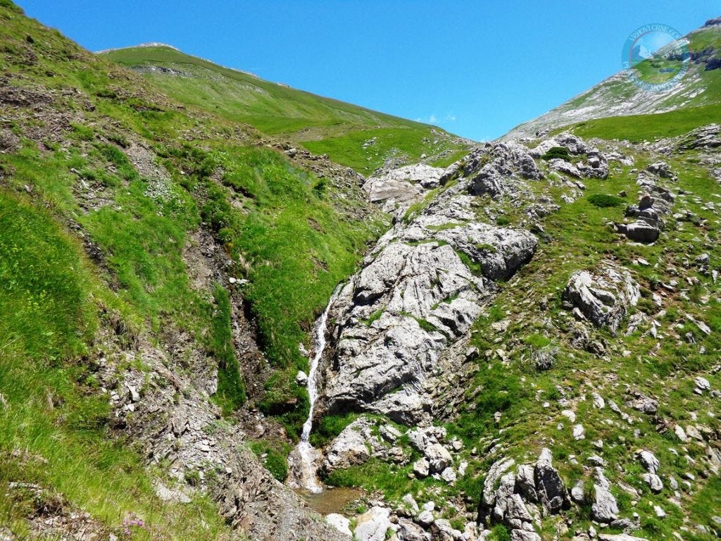 Crna planina 1.998 mnm - Kučke planine - VRHOVI CRNE GORE - PEAKS OF ...