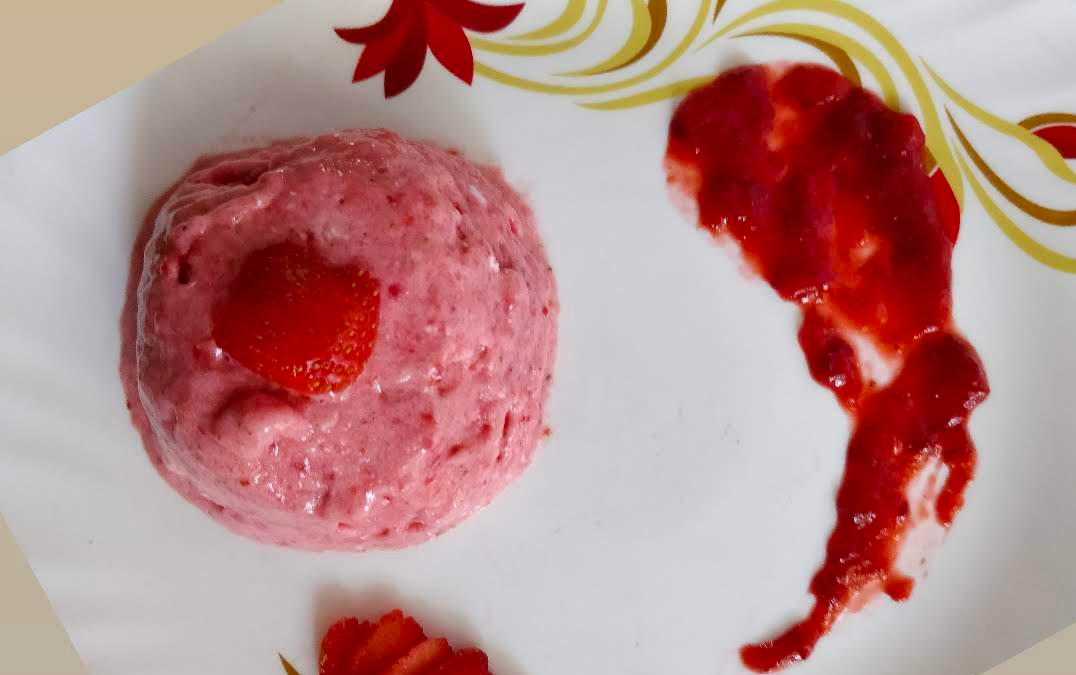 3-ingredient berry-licious Ice Cream | by Where’s my Knife | Medium