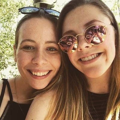 allie – Medium