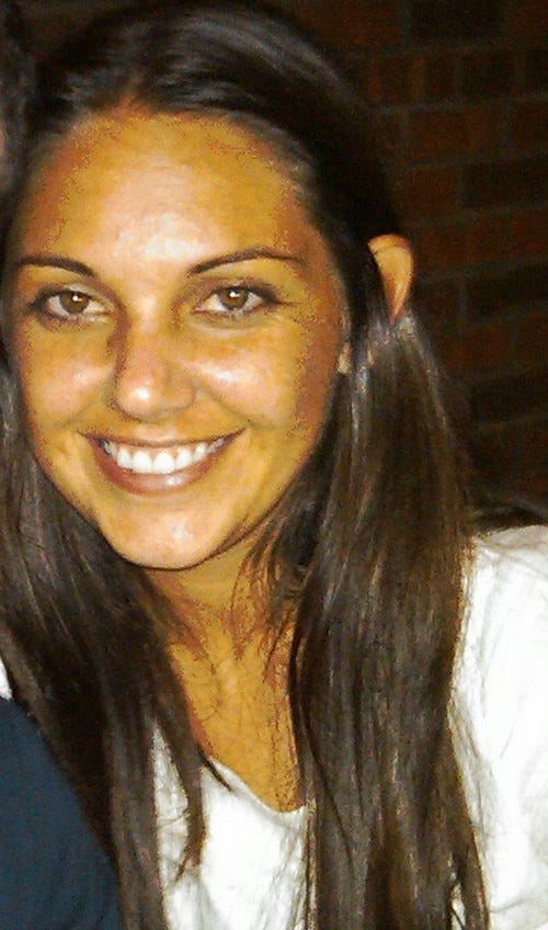 Shaunna Thomas – Medium
