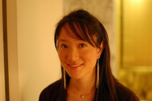 Alisa Lai – Medium