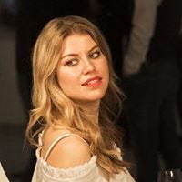 Alexandra Serykh – Medium