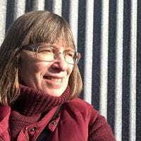 Clare Stevens – Medium
