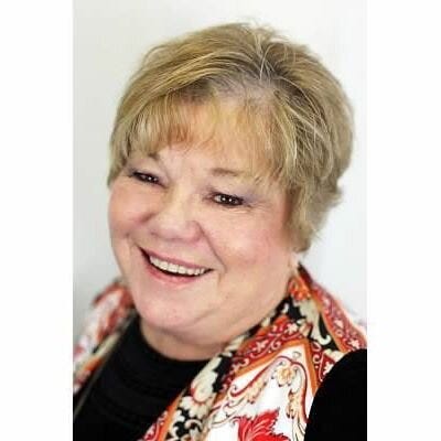 Sandy Lawrence – Medium
