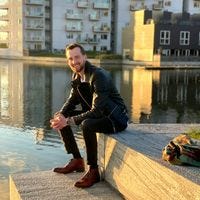 Jonas Christensen – Medium