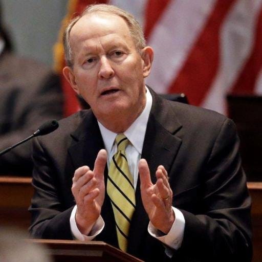 Sen. Lamar Alexander – Medium