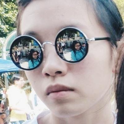 People following chua zi