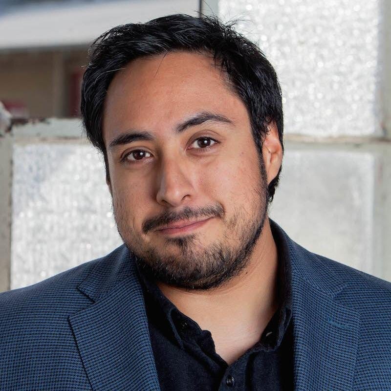 Mike Tobias – Medium