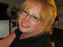 Lara Schott – Medium