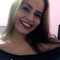 Victoria Mello – Medium