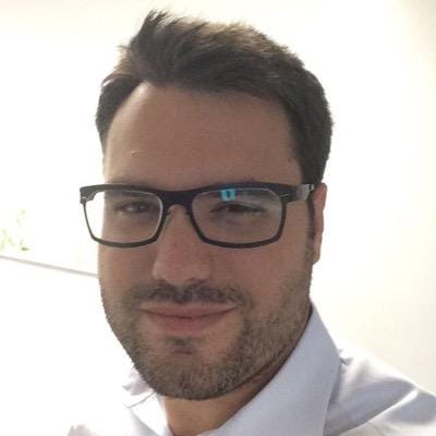 People followed by Dimitris Lenis