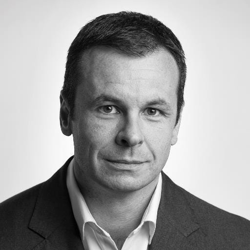 Andy Thompson – Medium