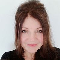 Clare Hannant – Medium